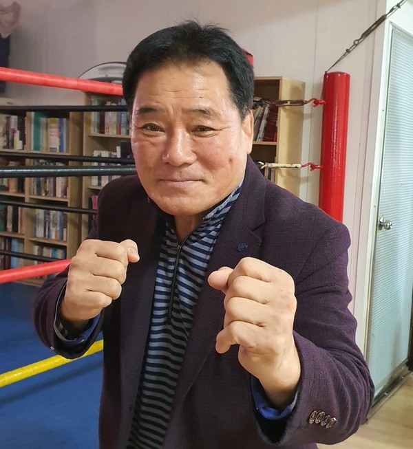 [조영섭의 복싱 스토리] 챔프 문성길과 올림픽 레슬링 금메달 한명우